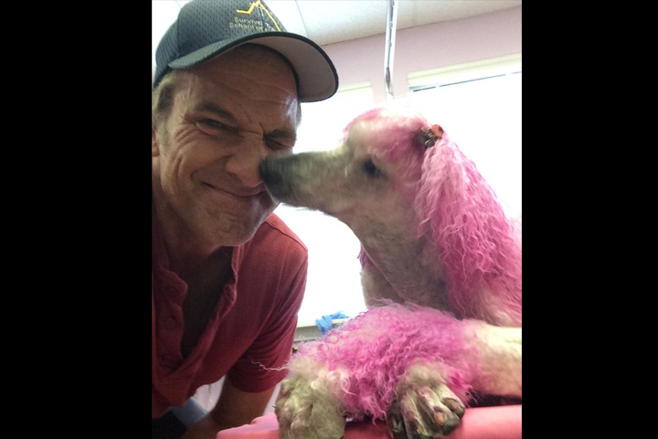 GOAT CHEESE QUEEN & DOG COLOR ARTIST / SEASON 1 – Mike Rowe