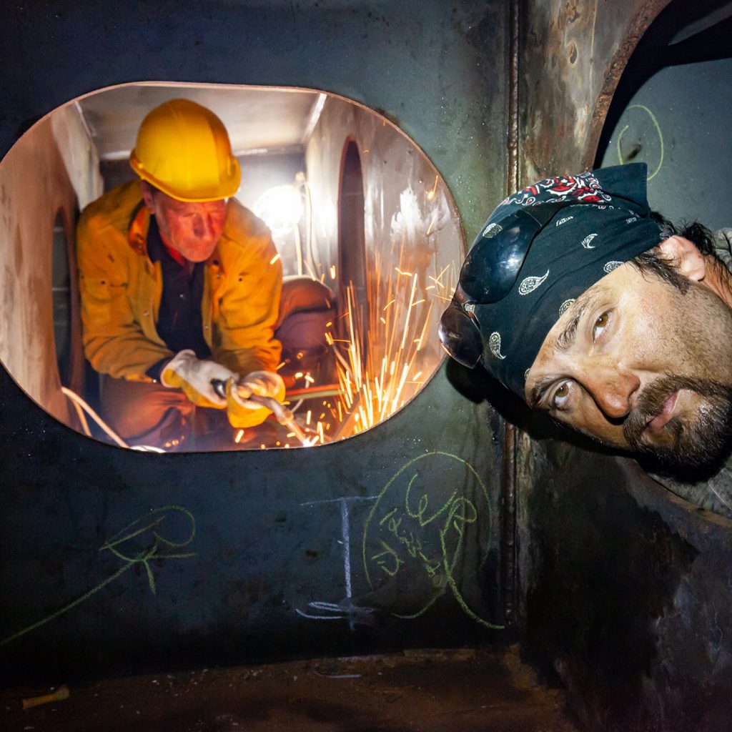 Master Boat Builders – Mike Rowe