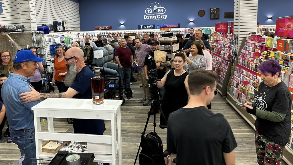 Knobel Whiskey, First Come First Served – Mike Rowe